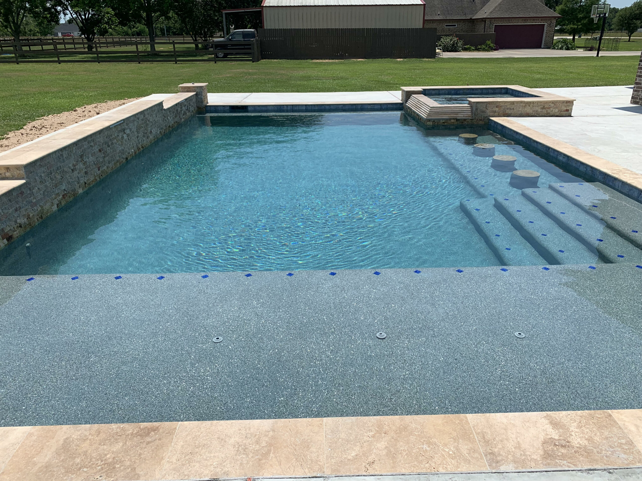 BluTouch Pools - Luxury Pool Construction